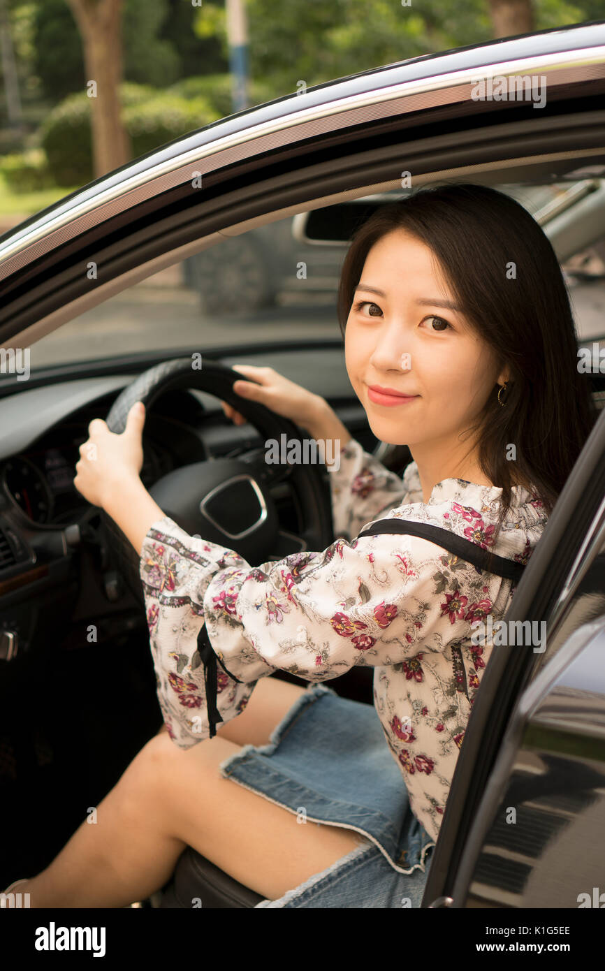 asian girl and car Stock Photo - Alamy