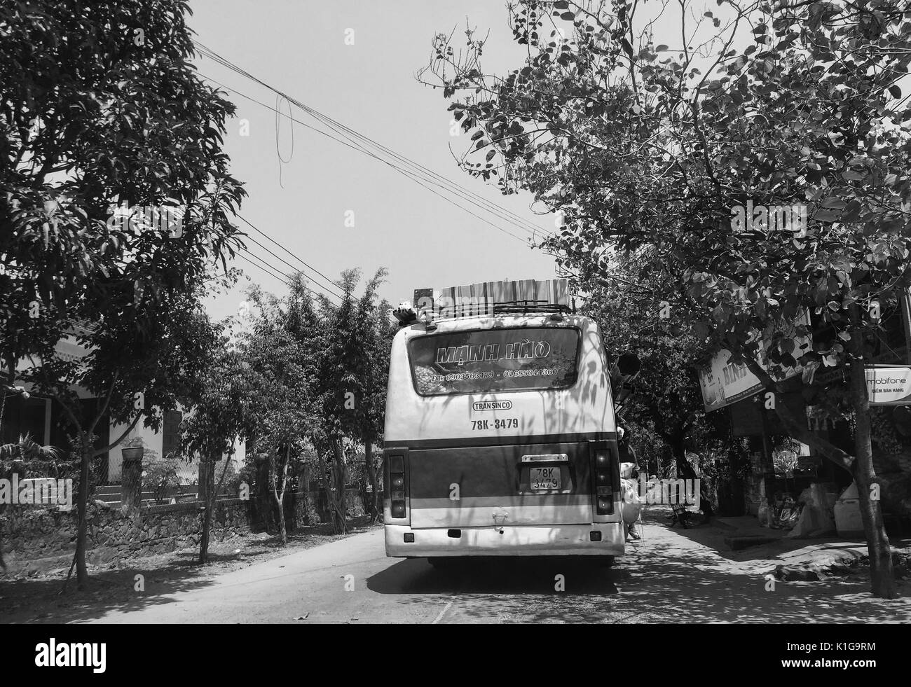 Bus 22 Black and White Stock Photos & Images - Alamy