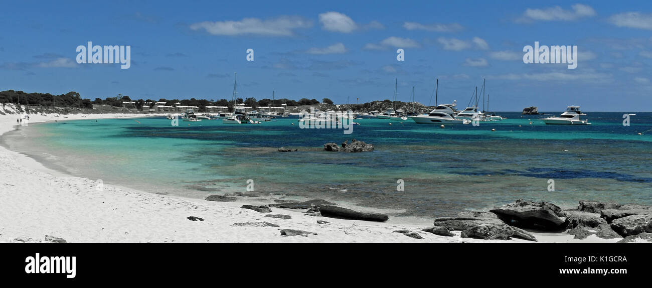 Blue bay hi-res stock photography and images - Alamy