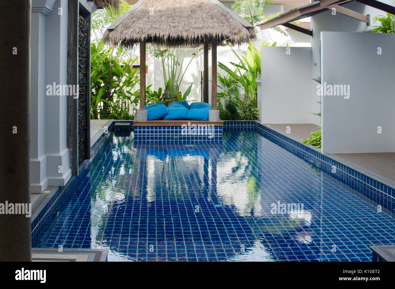 Luxury hotel outdoor pool hi-res stock photography and images - Alamy