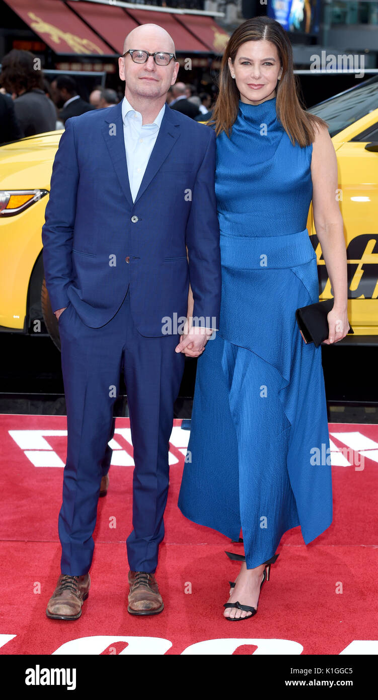 Steven soderbergh jules asner hi-res stock photography and images - Alamy