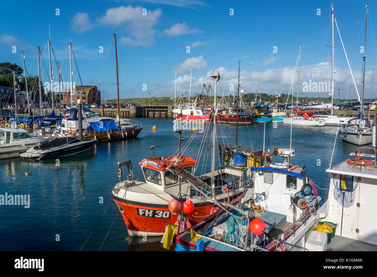 Old fishing boats padstow hi-res stock photography and images - Alamy