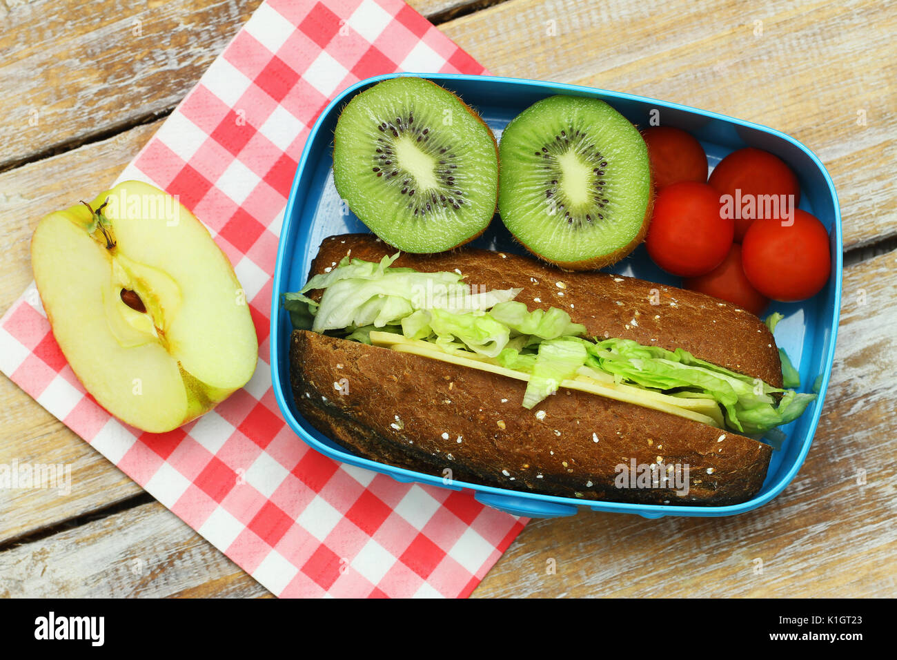 Sandwich in lunchnbox hi-res stock photography and images - Alamy