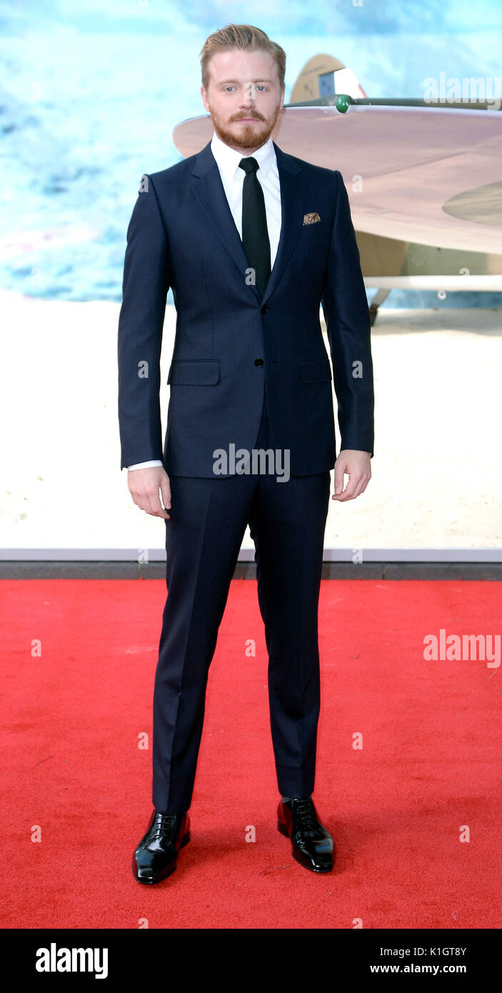 Jack lowden dunkirk hi-res stock photography and images - Alamy