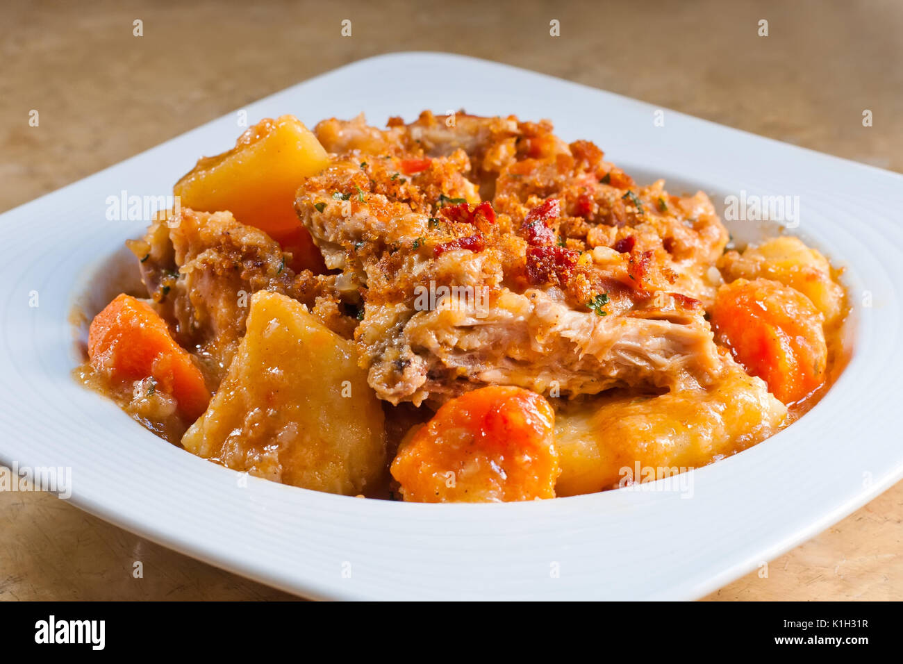 Traditional rabbit stew hi-res stock photography and images - Alamy
