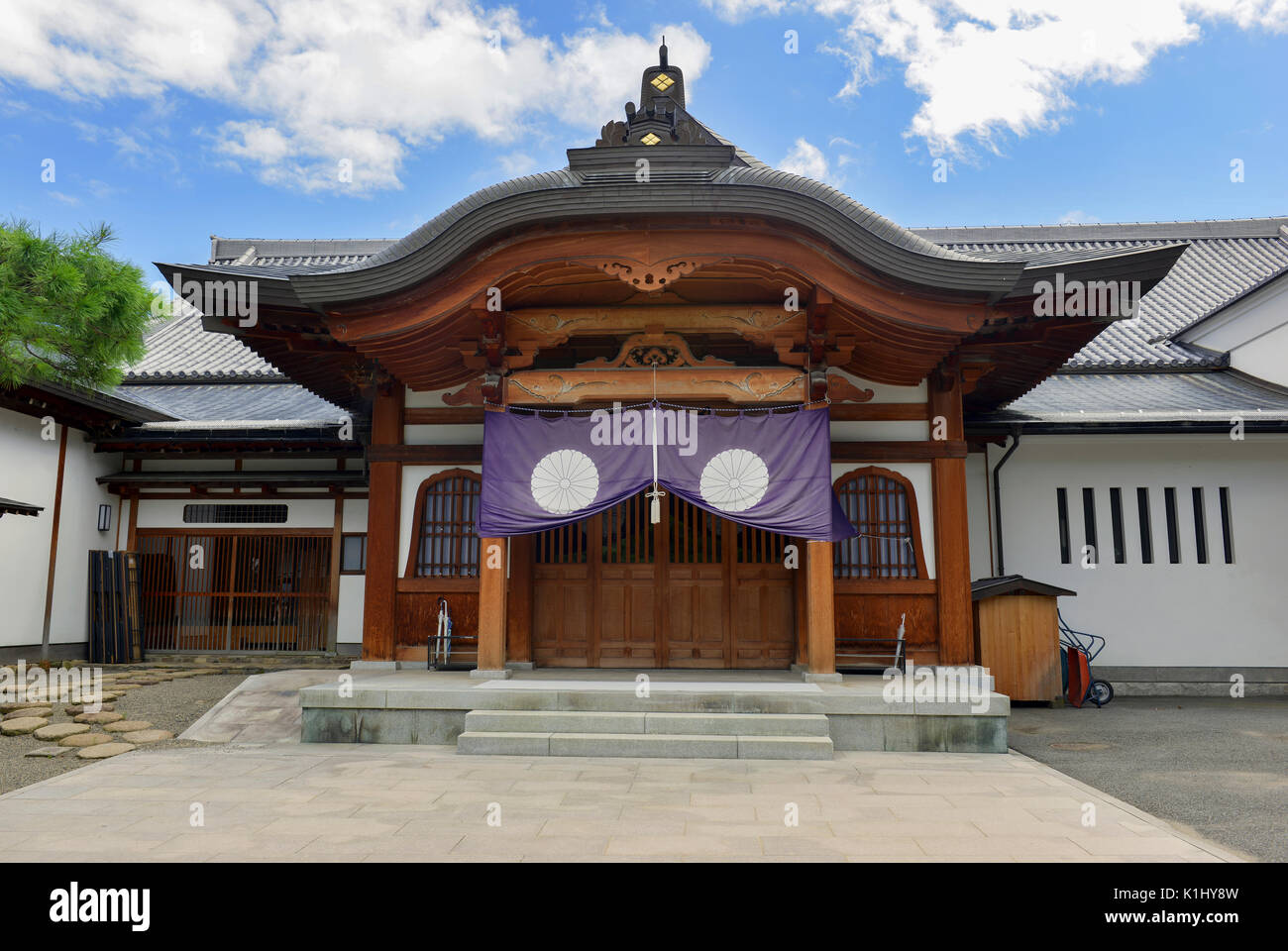 Nagano landmarks hi-res stock photography and images - Alamy