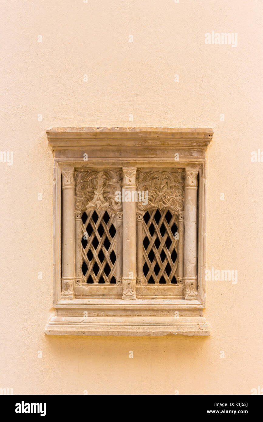 Stone church window hi-res stock photography and images - Alamy
