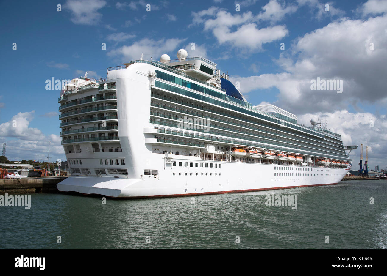 Cruising summer holidays hi-res stock photography and images - Alamy