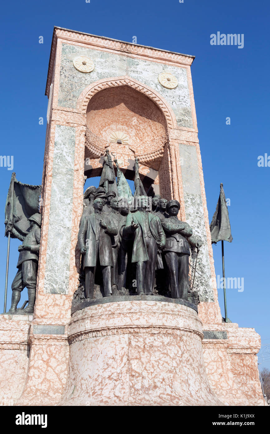 Statue Of Famous Leaders High Resolution Stock Photography and Images ...