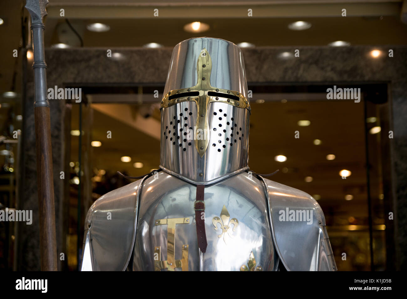 Suit of spanish armor hi-res stock photography and images - Alamy