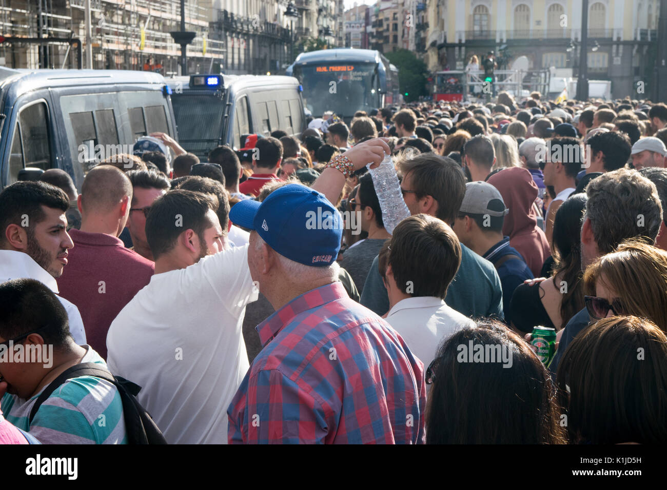 MADRID, SPAIN - JUNE 04, 2017. Thousands of Real Madrid fans ...