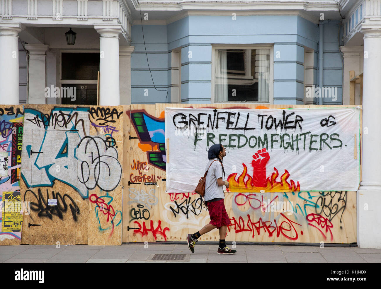 Notting hill houses ladbroke grove hi-res stock photography and images ...