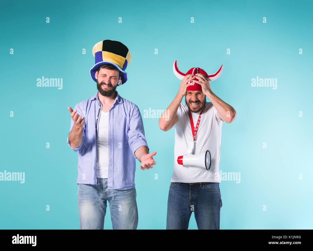 Blue fans cheering hi-res stock photography and images - Alamy