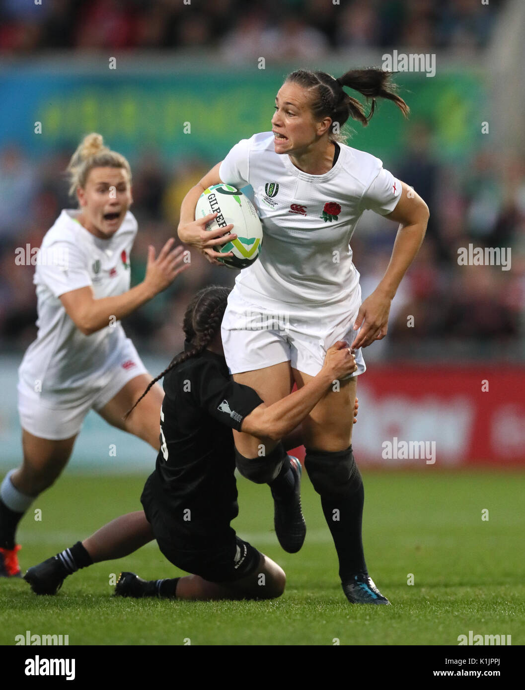 New Zealand's Selica Winiata tackles England's Emily Scarratt during ...