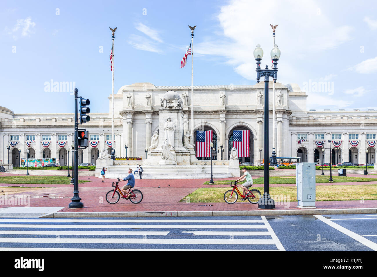 Washington dc capitol building bicycles hi-res stock photography and ...