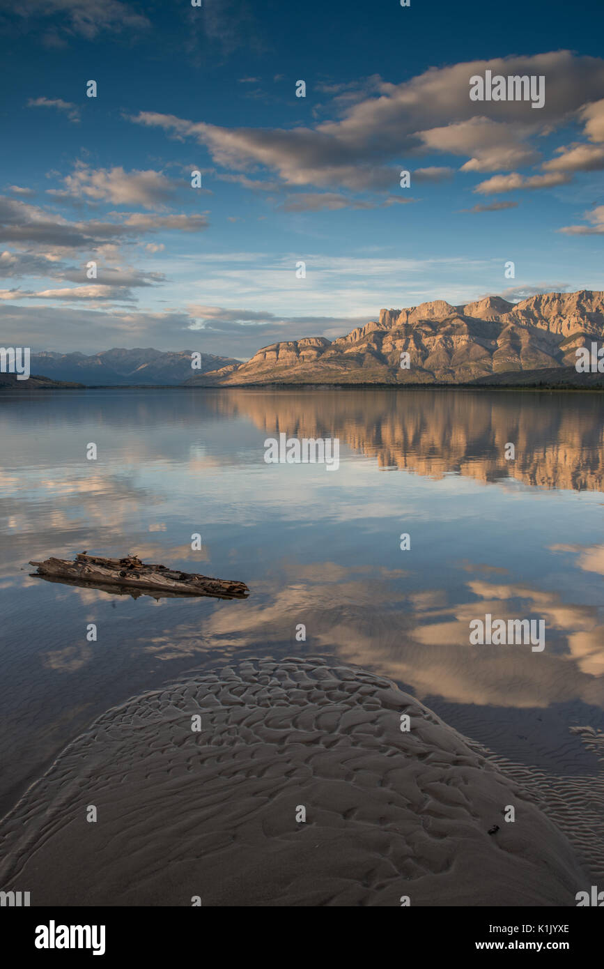 Ghost lake alberta hi-res stock photography and images - Alamy