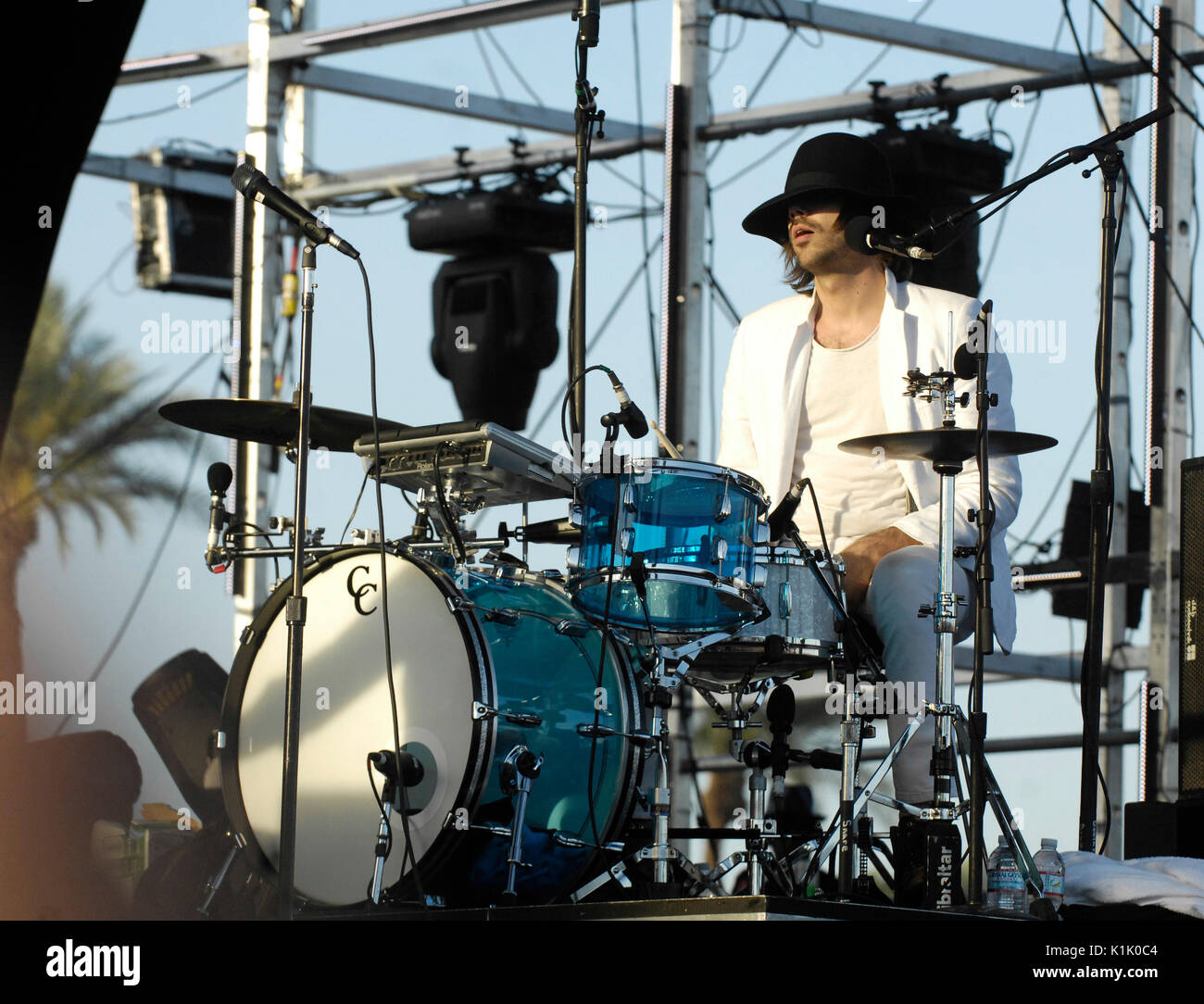 Death from above 1979 band hi-res stock photography and images - Alamy