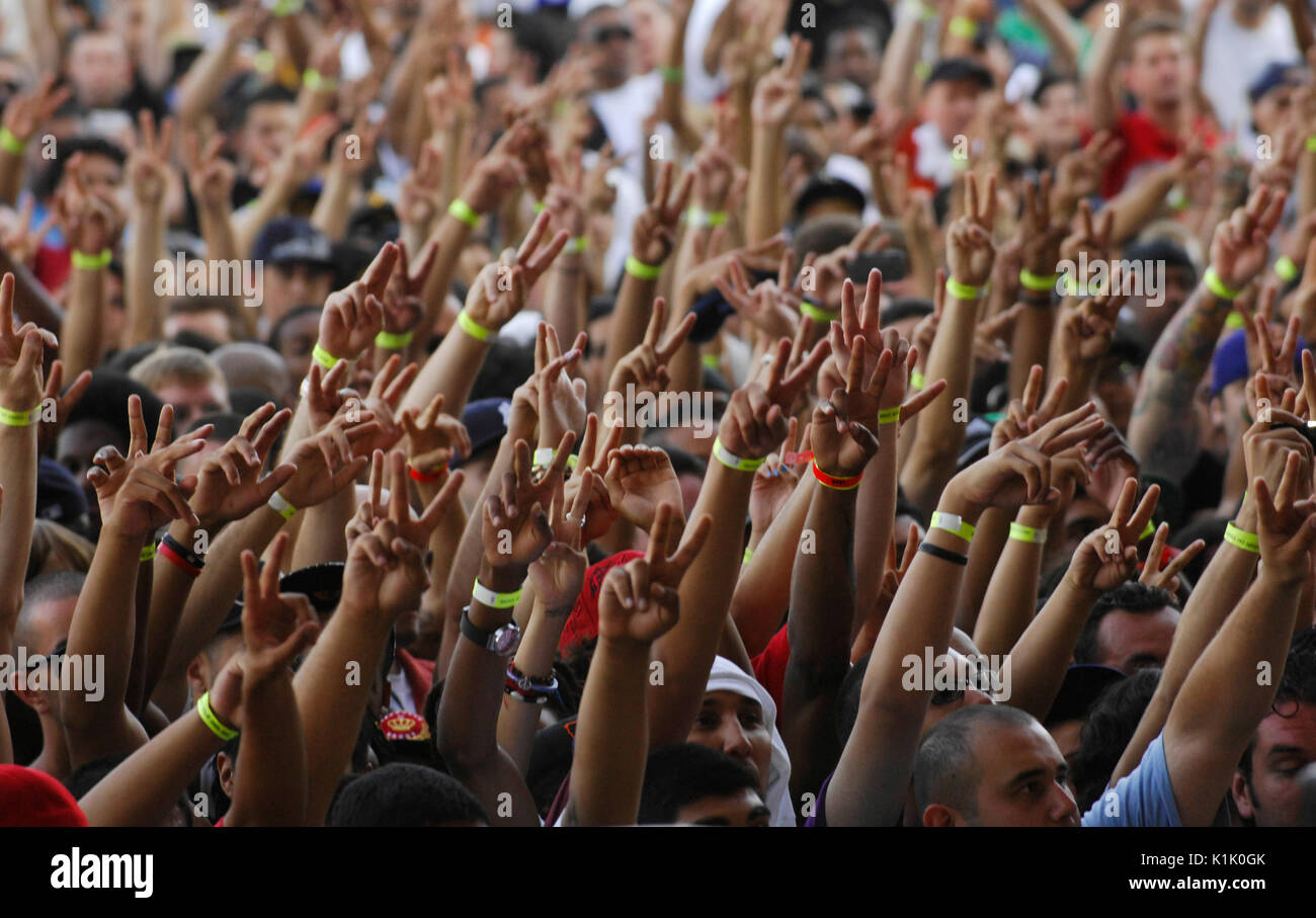 Crowd peace signs 2008 Rock Bells Glen Helen Pavilion Los Angeles Stock ...