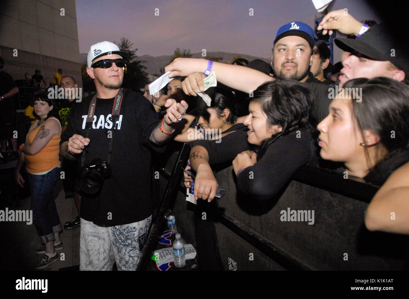 Bud Gaugh Sublime signs autographs for fans pit Cypress Hill's Smokeout ...