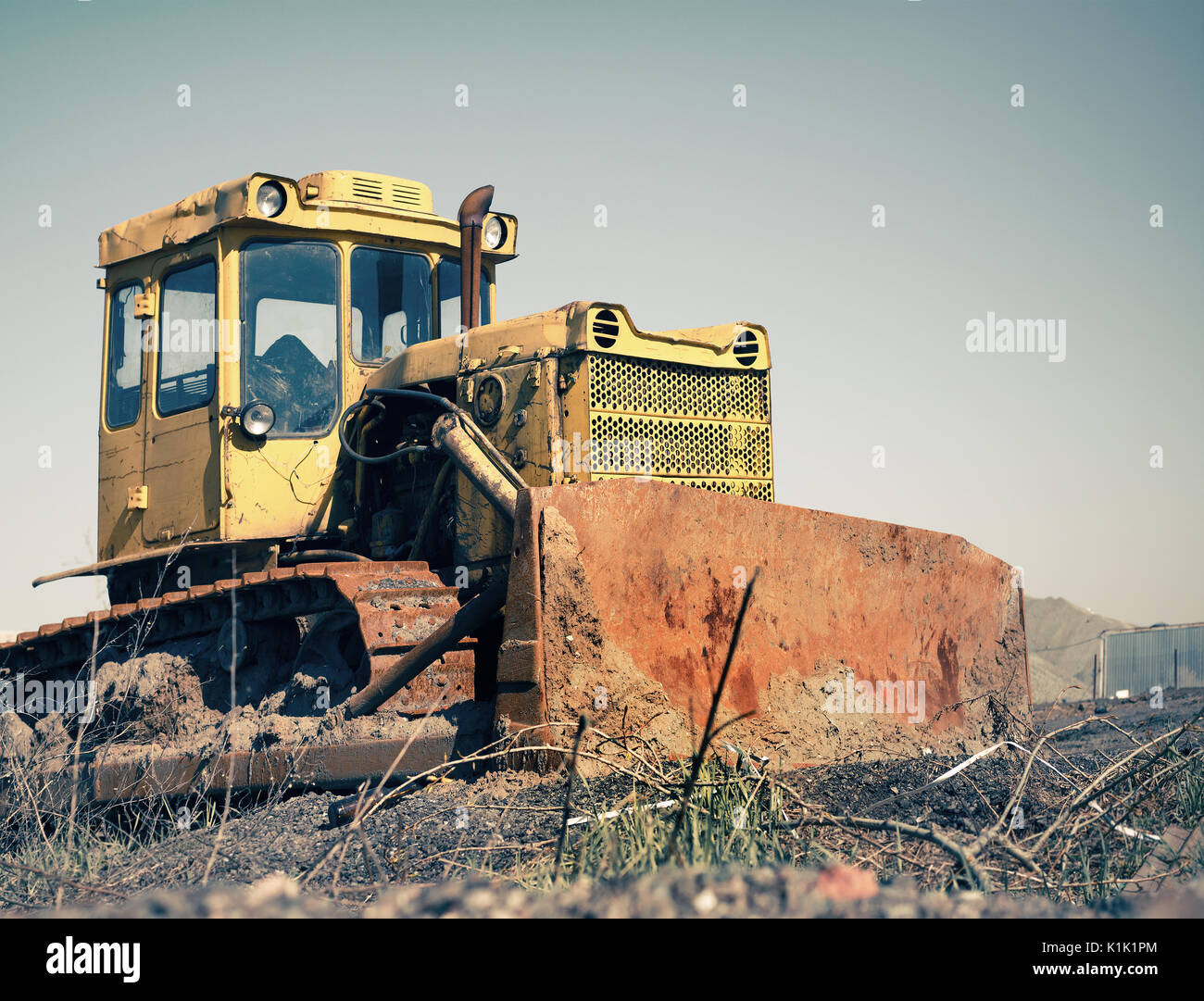 Rusty bulldozer hi-res stock photography and images - Alamy