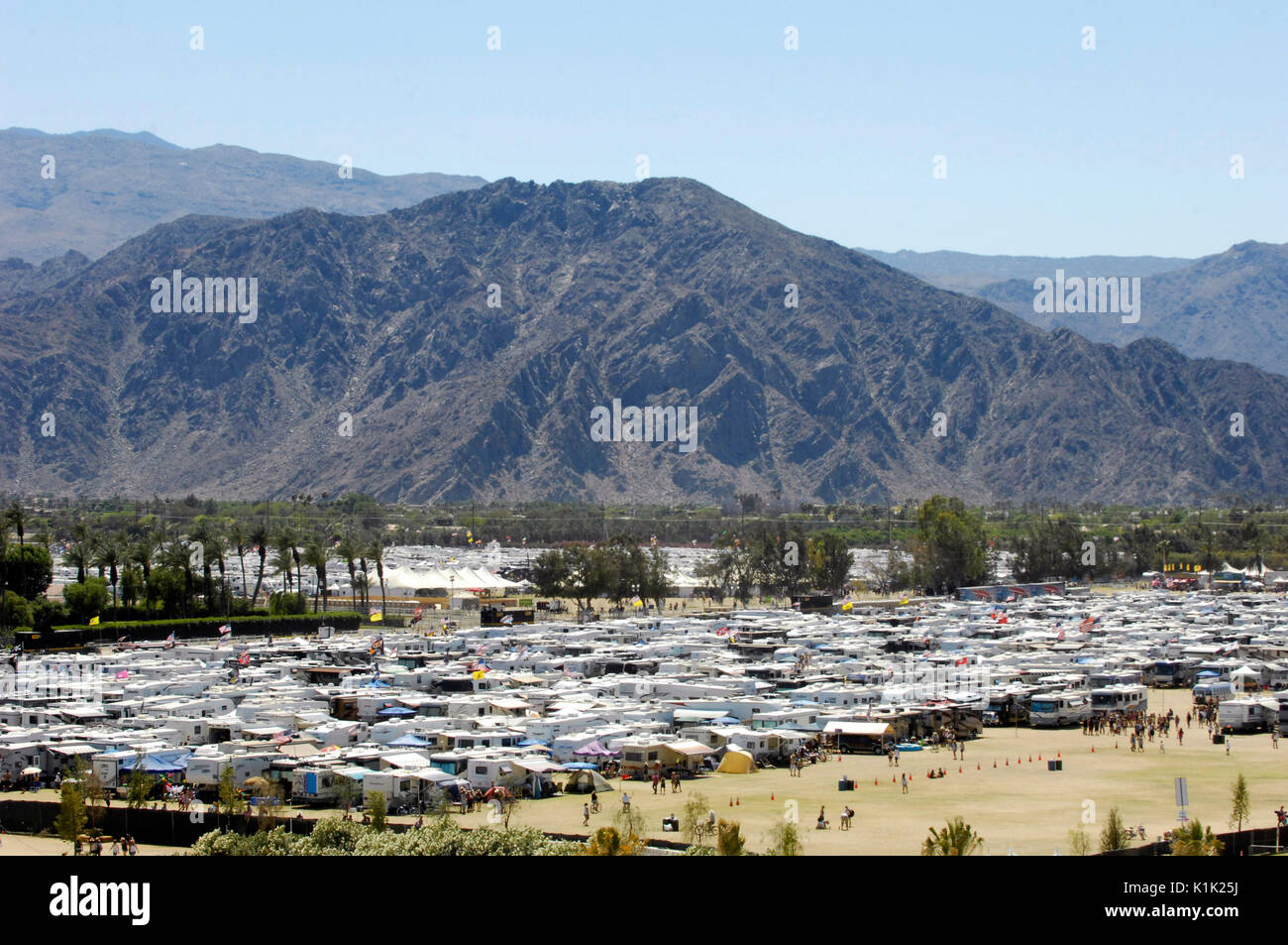 Crowd trailer atmosphere Stagecoach,California's County Music Festival ...