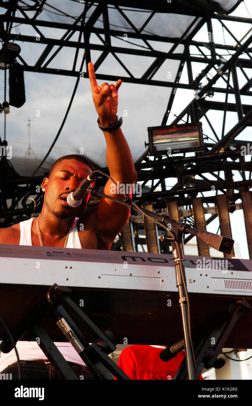 Actor/Singer Ray J performing Queen Mary for 4th July concert Long ...