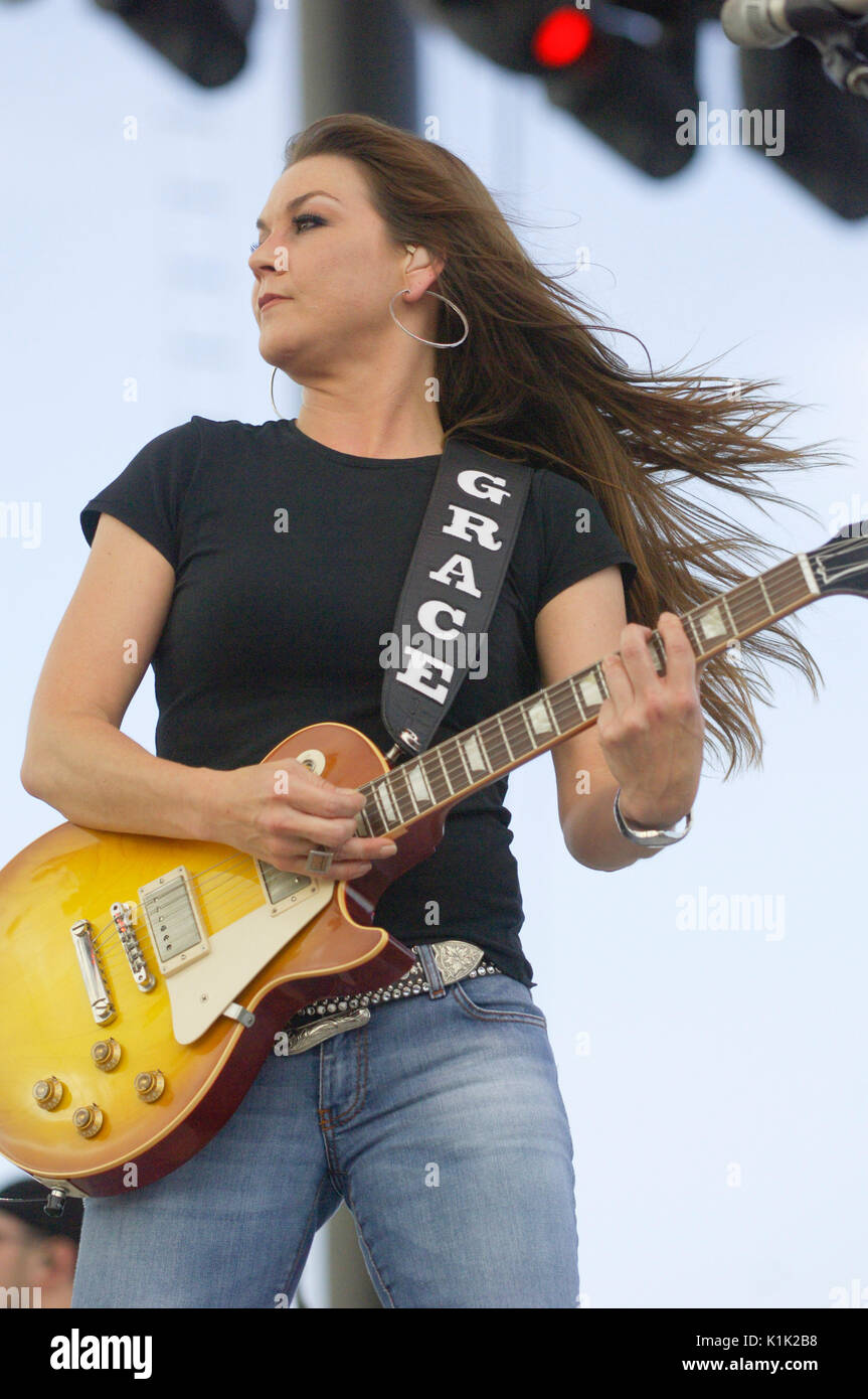 Gretchen wilson hi-res stock photography and images - Alamy