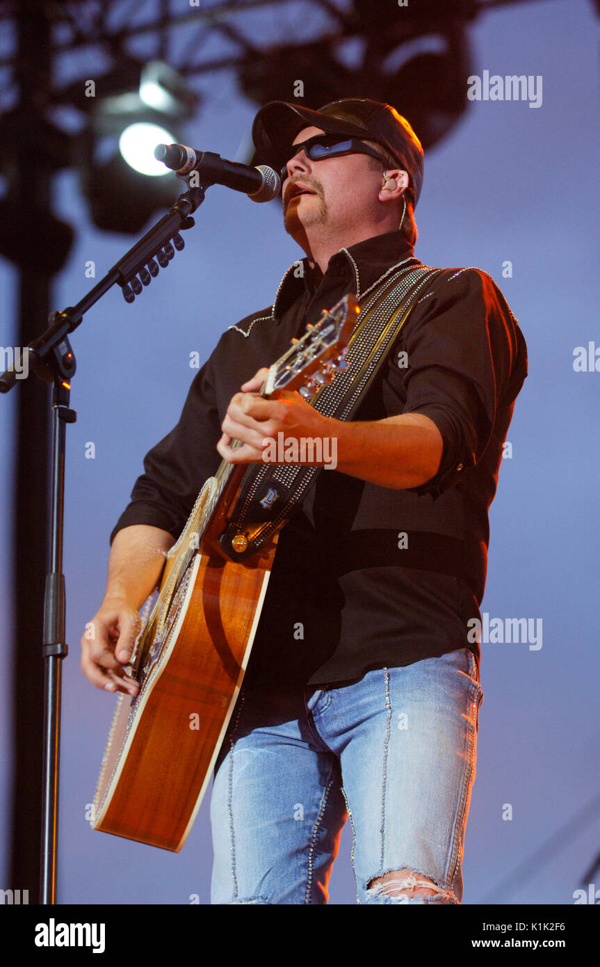 John rich hi-res stock photography and images - Alamy