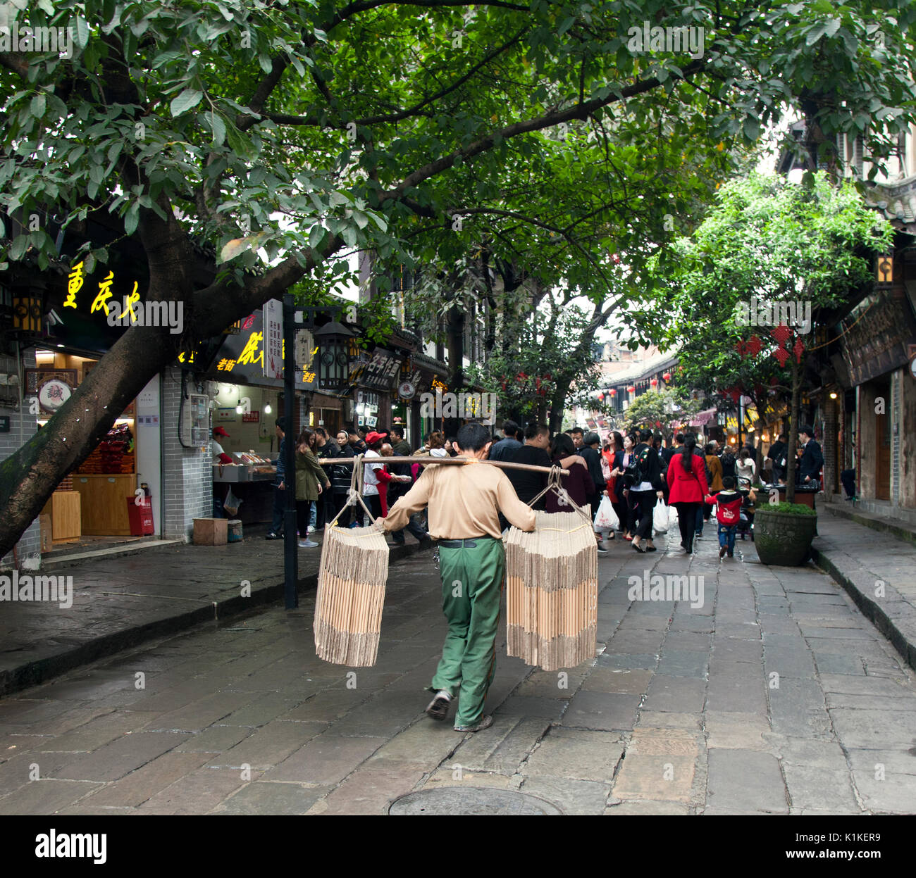 Shoulder yoke hi-res stock photography and images - Alamy