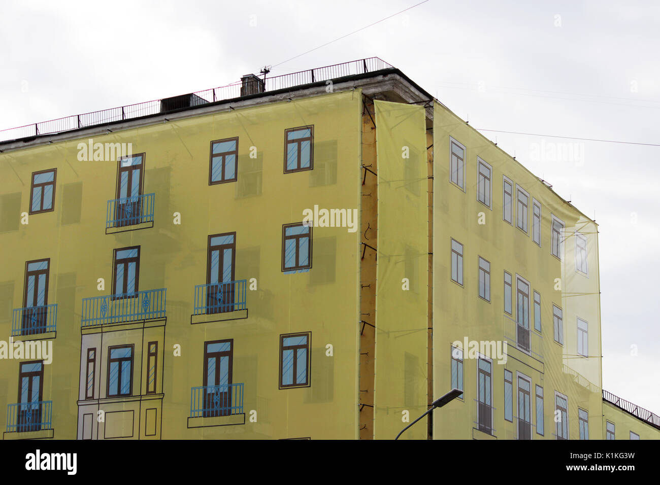 Falsefacade hi-res stock photography and images - Alamy