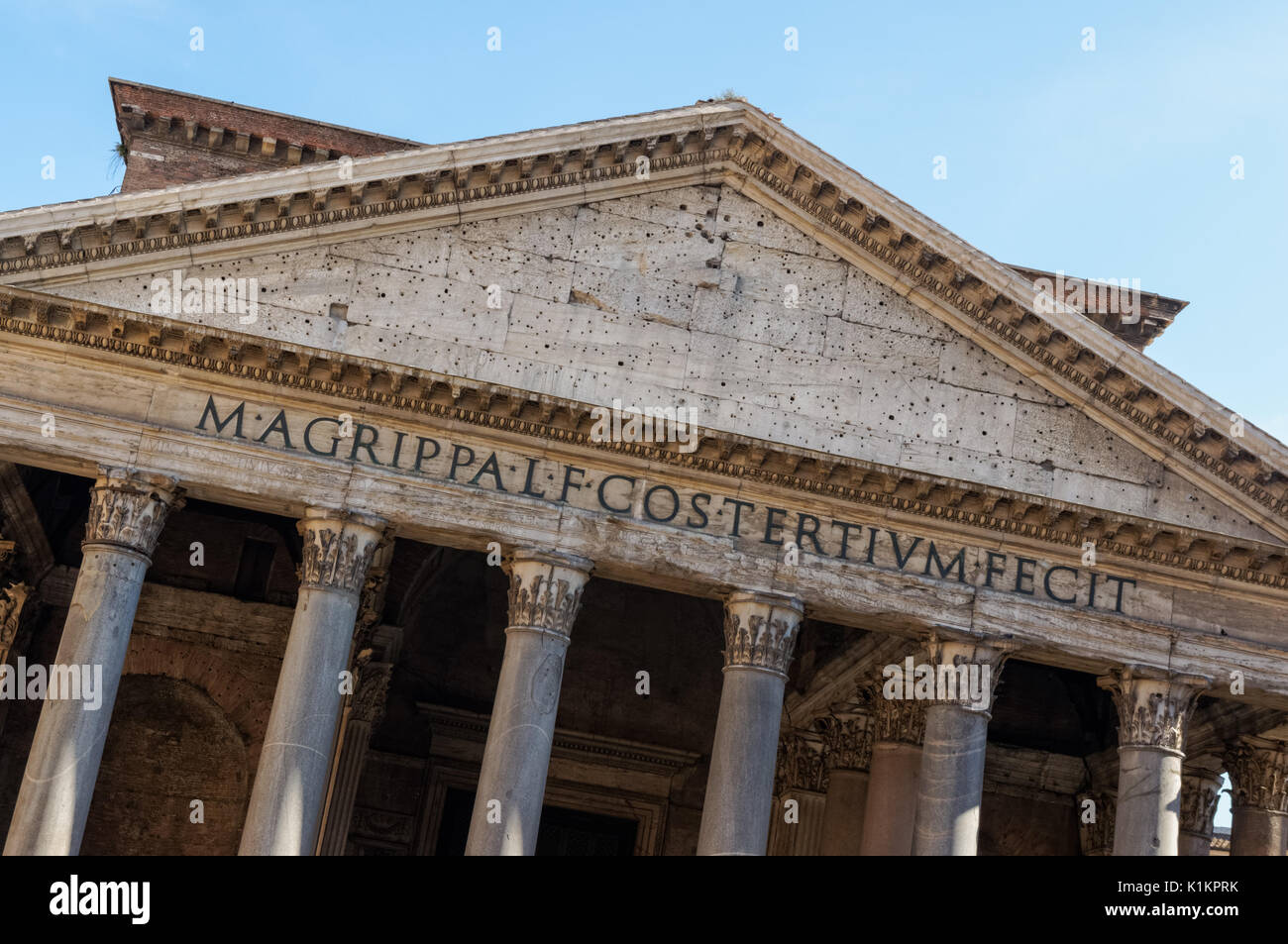Italy rome pantheon exterior hi-res stock photography and images - Alamy