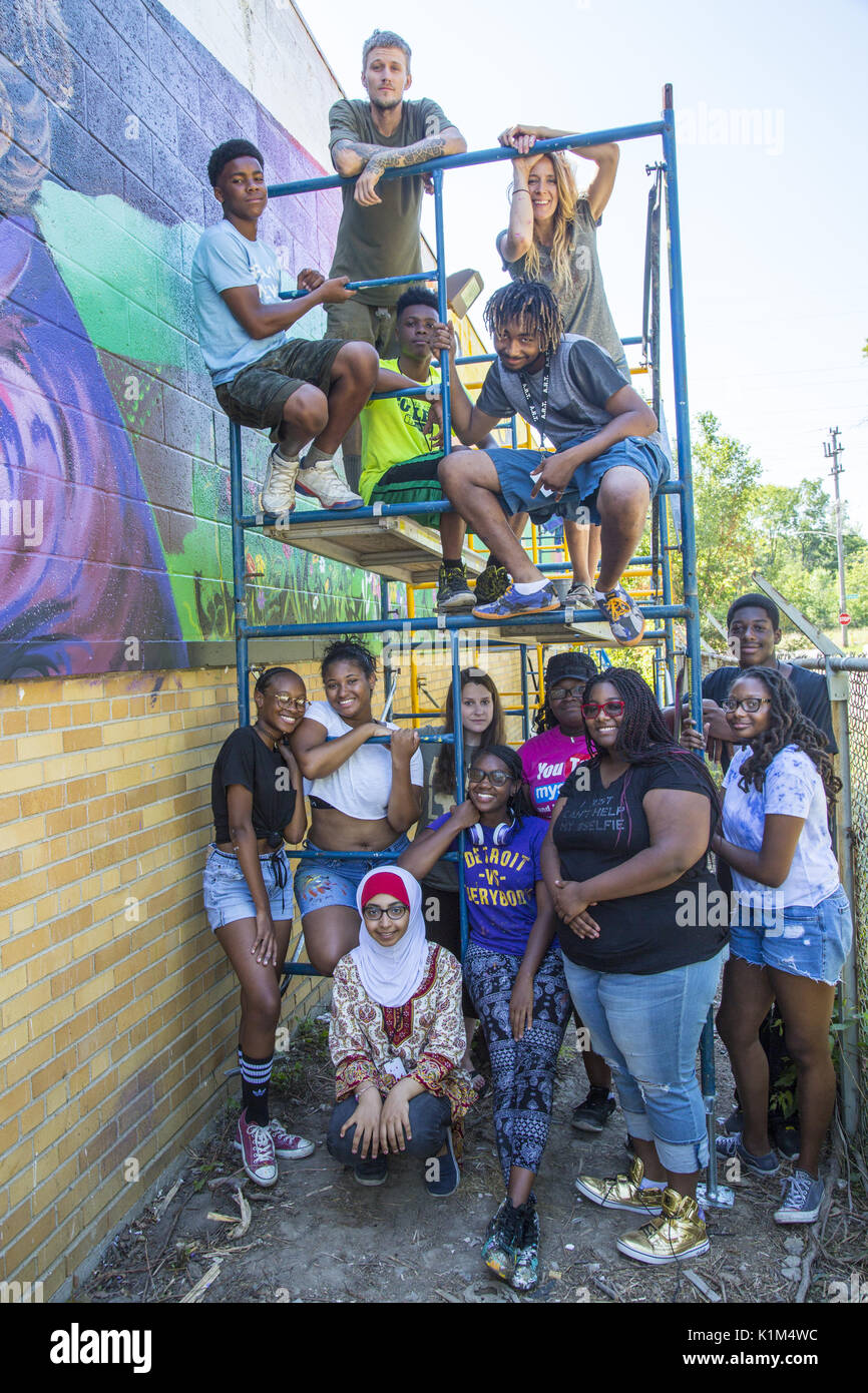 Students from the Detroit Community School participate in a ...