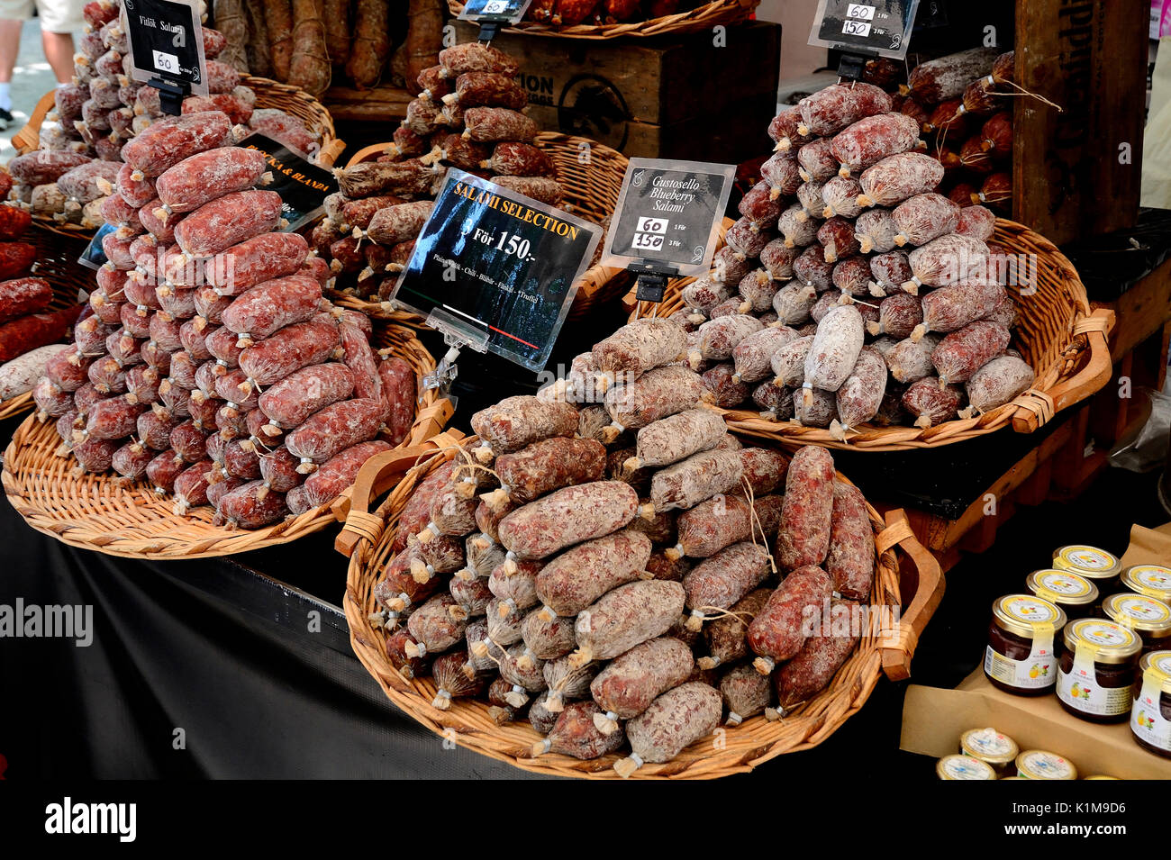 Italian market meat hi-res stock photography and images - Alamy