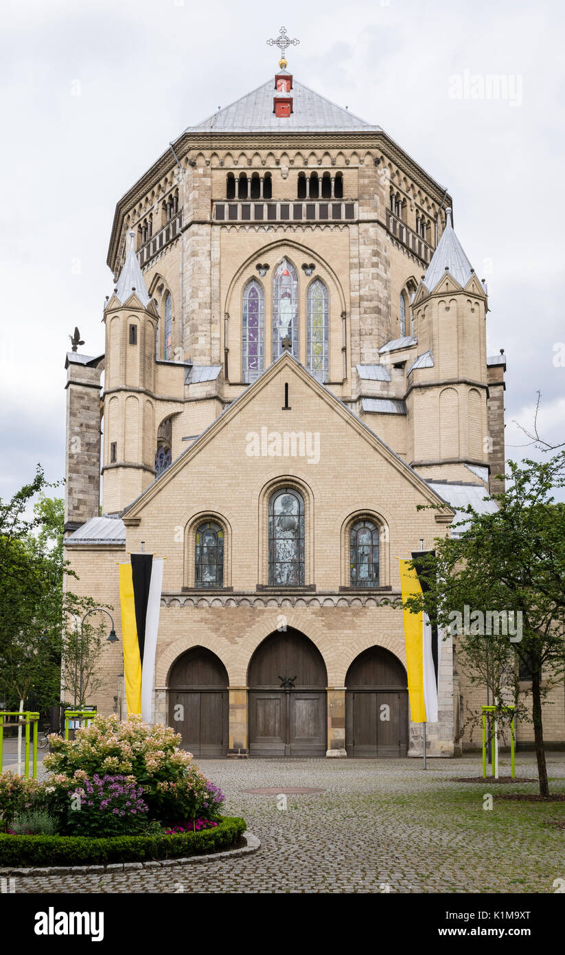 Saint gereon church hi-res stock photography and images - Alamy
