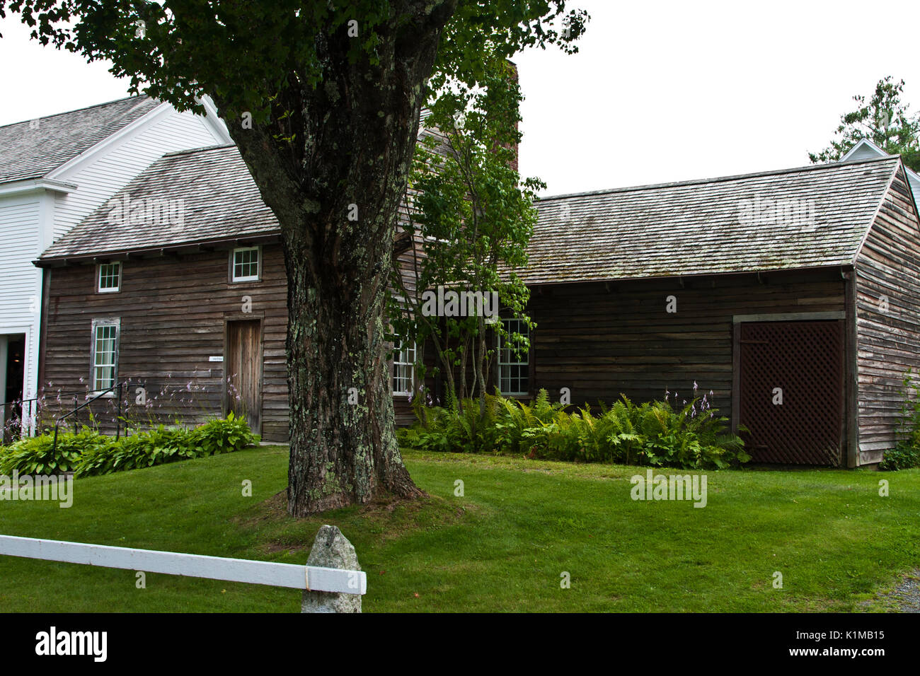 Home birth village hi-res stock photography and images - Alamy