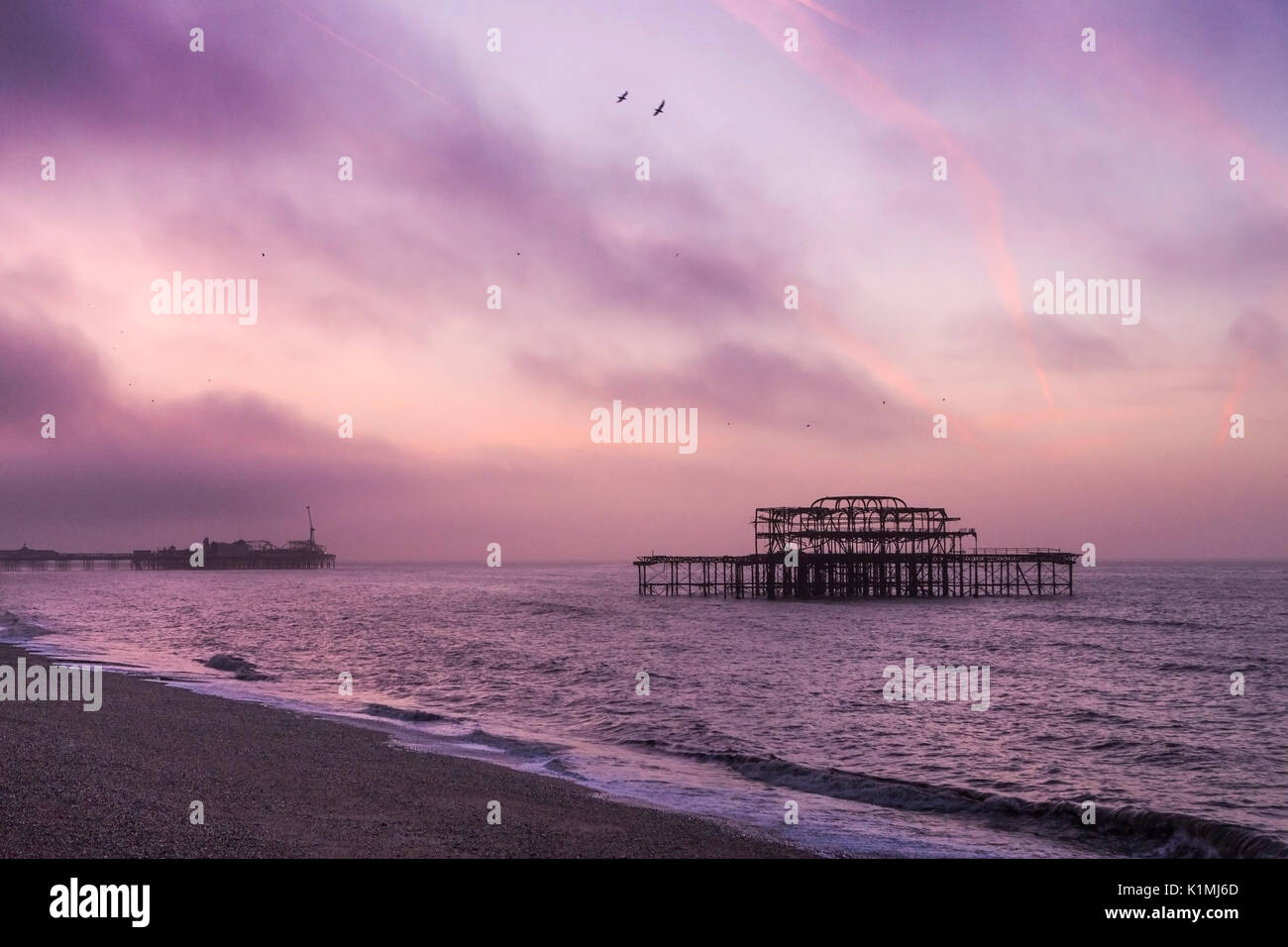 United Kingdom, Brighton. West pier at sunrise Stock Photo - Alamy