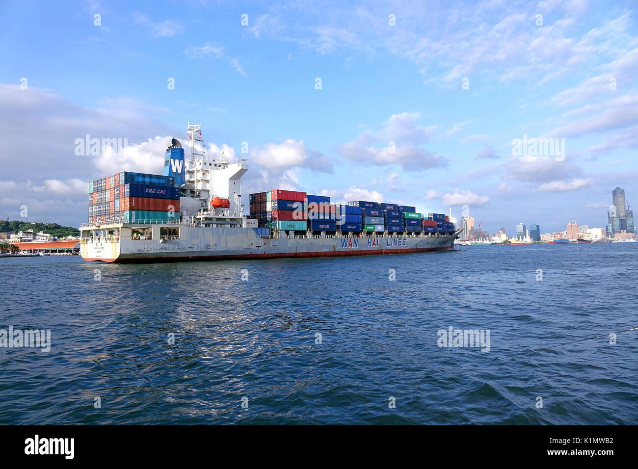 KAOHSIUNG, TAIWAN -- AUGUST 13 , 2017: A fully loaded large container ...