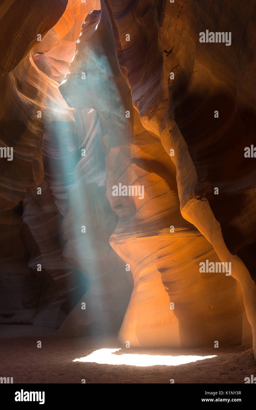 Antelope cave hi-res stock photography and images - Alamy