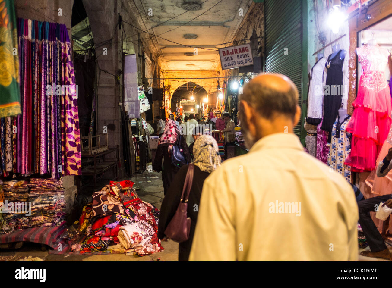 The colourful markets during the holy month of Ramzan in Hyderabad near ...