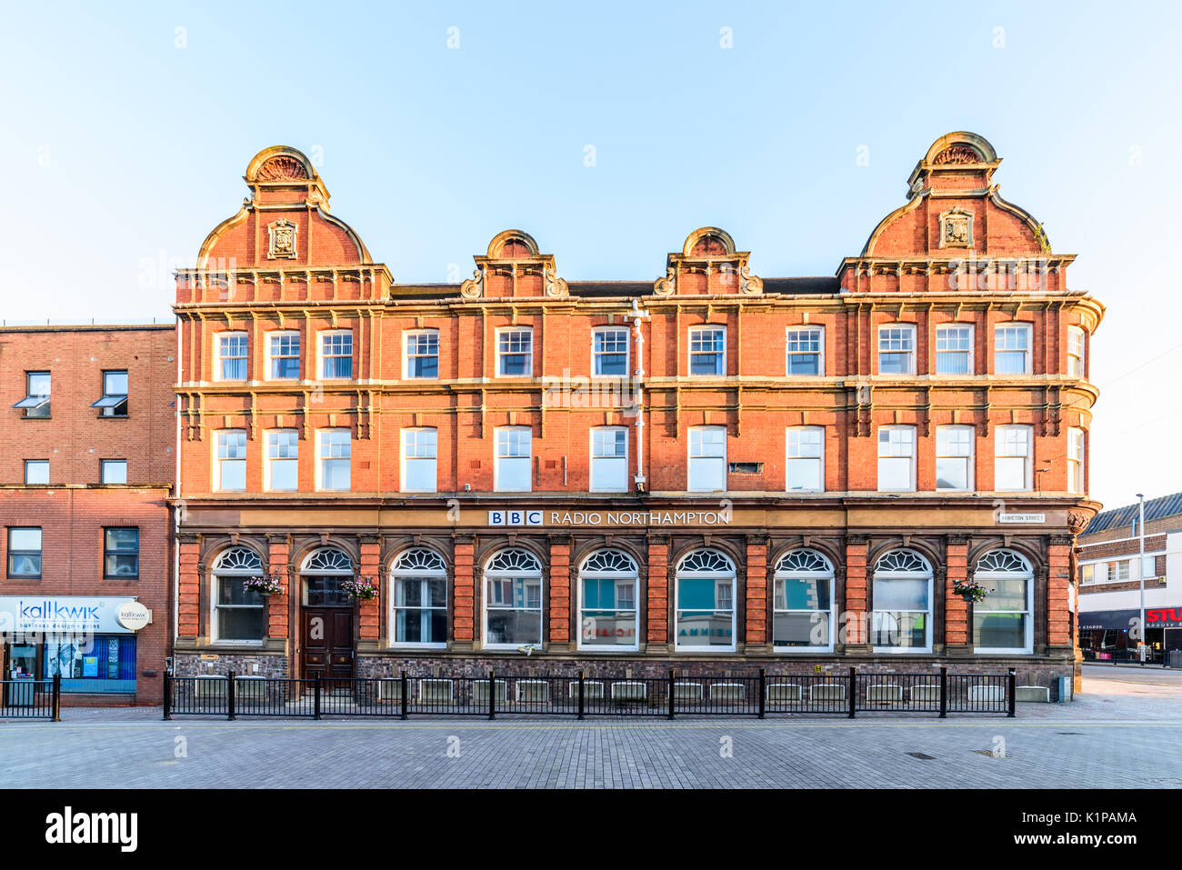 Bbc Radio Building High Resolution Stock Photography and Images - Alamy