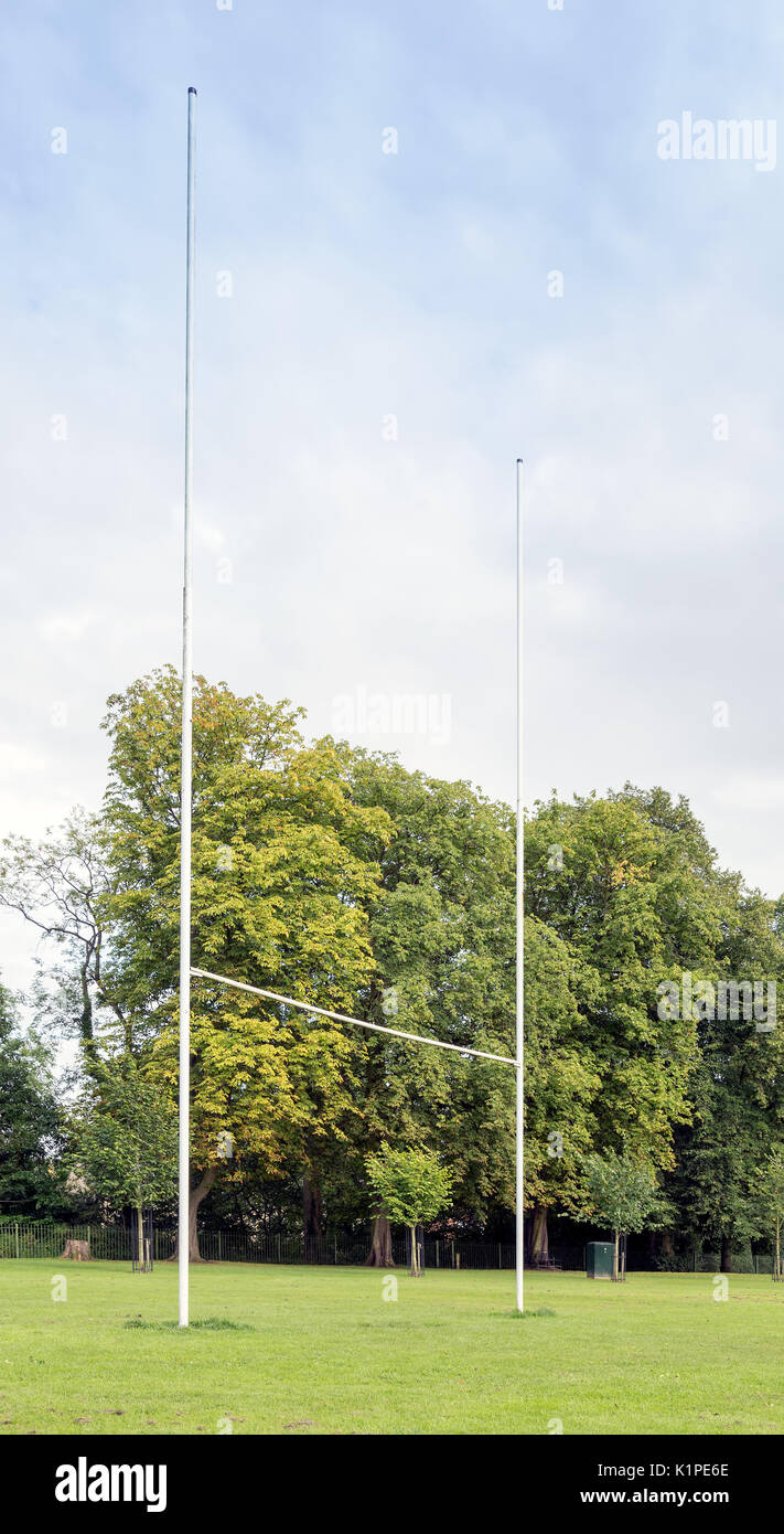 Rugby union game against hi-res stock photography and images - Alamy