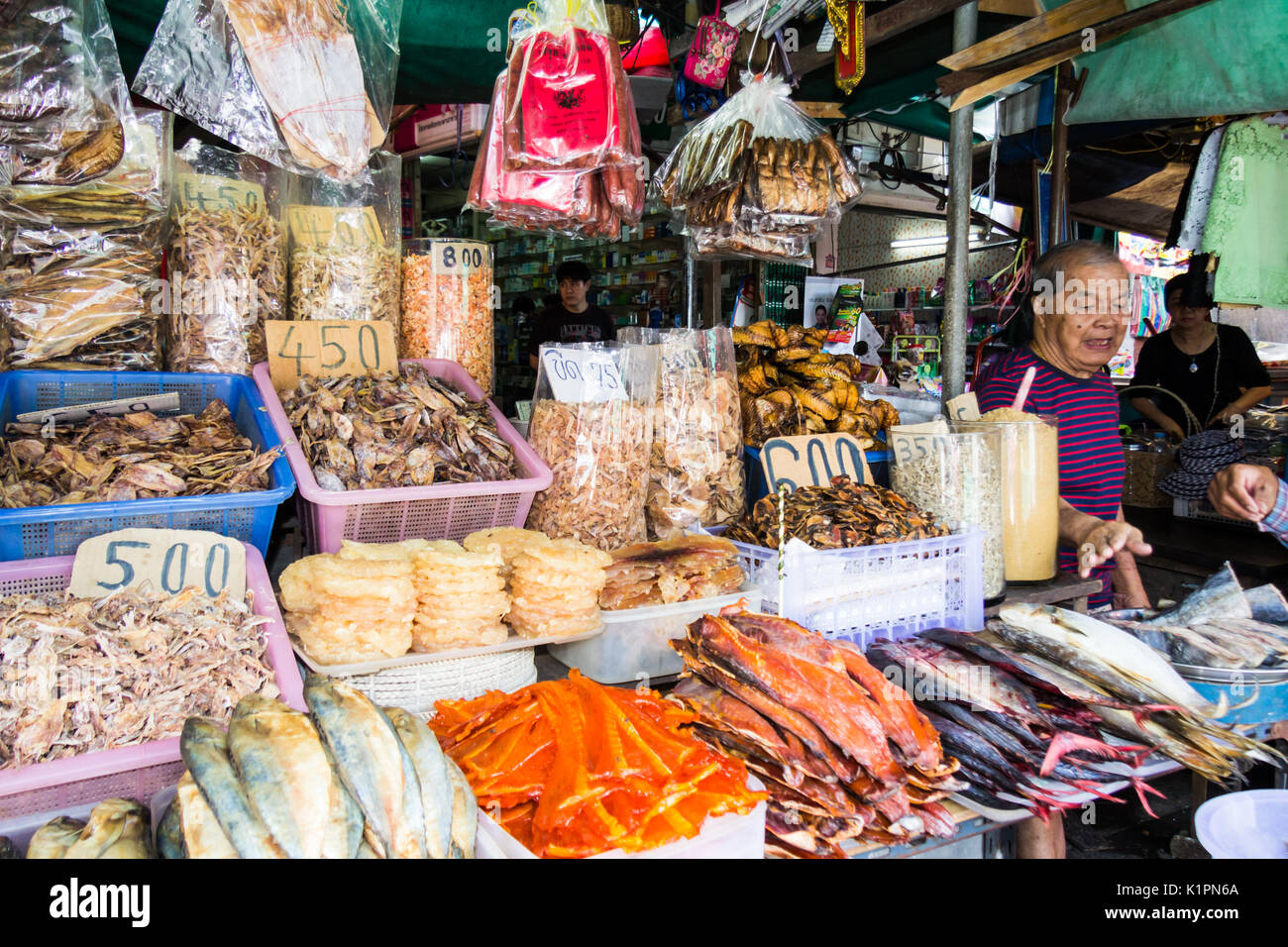 Dried fish market hi-res stock photography and images - Alamy