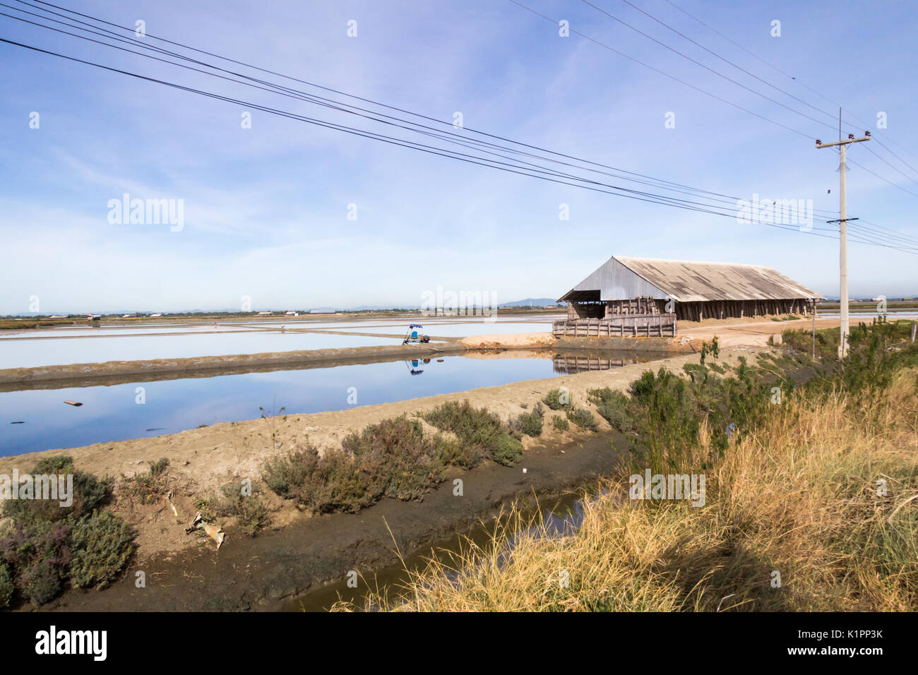 Salt barn hi-res stock photography and images - Alamy