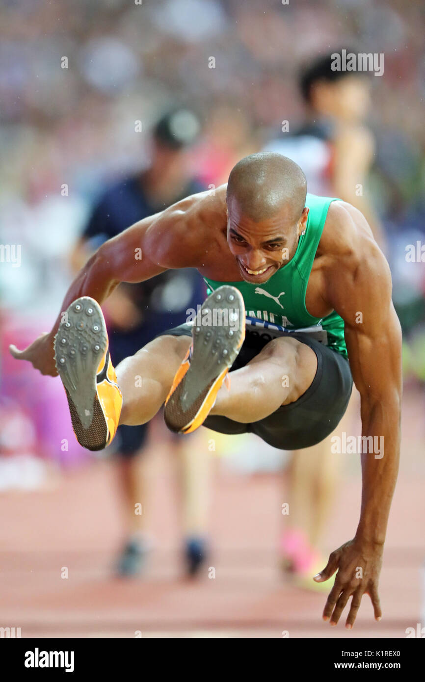 Yordanys DURANONA (Dominica) competing in the Men's Triple Jump ...