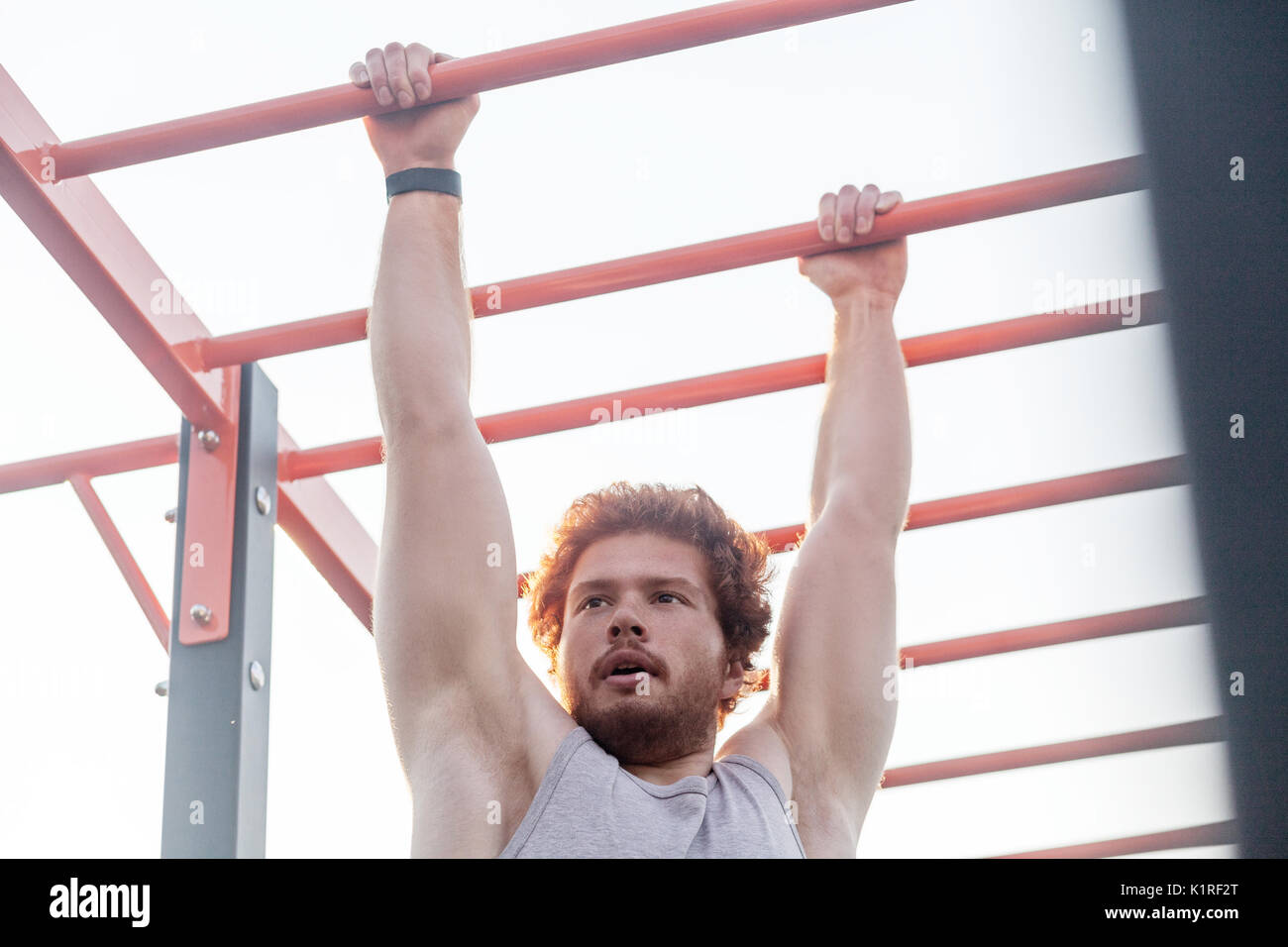 The horizontal bars hi-res stock photography and images - Alamy