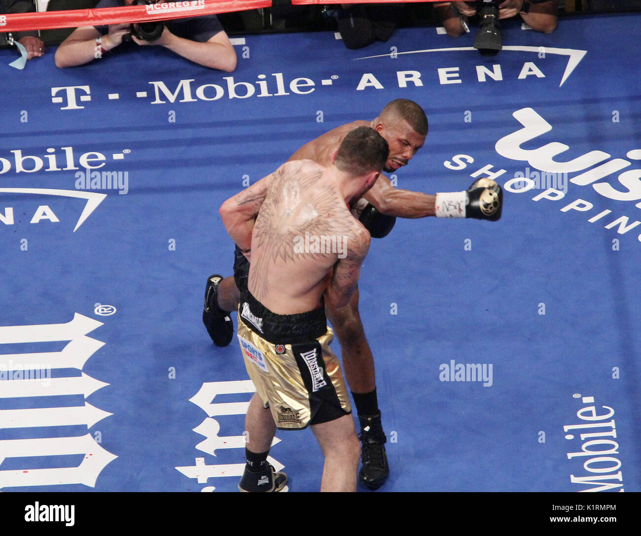 Las Vegas, Nevada, USA. 27th Aug, 2017. Light Heavyweight boxer Badou ...