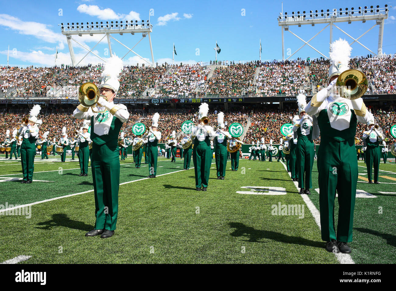 Halftime marching band hi-res stock photography and images - Alamy
