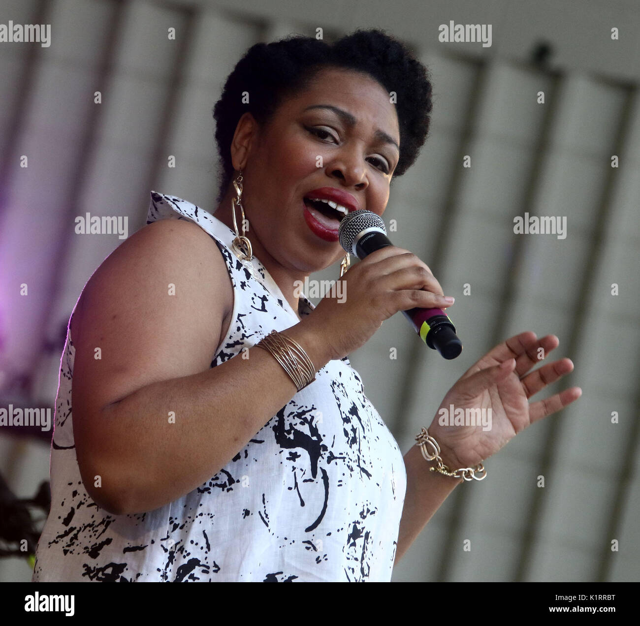 New York, New York, USA. 26th Aug, 2017. Jazz singer CHARENEE WADE ...