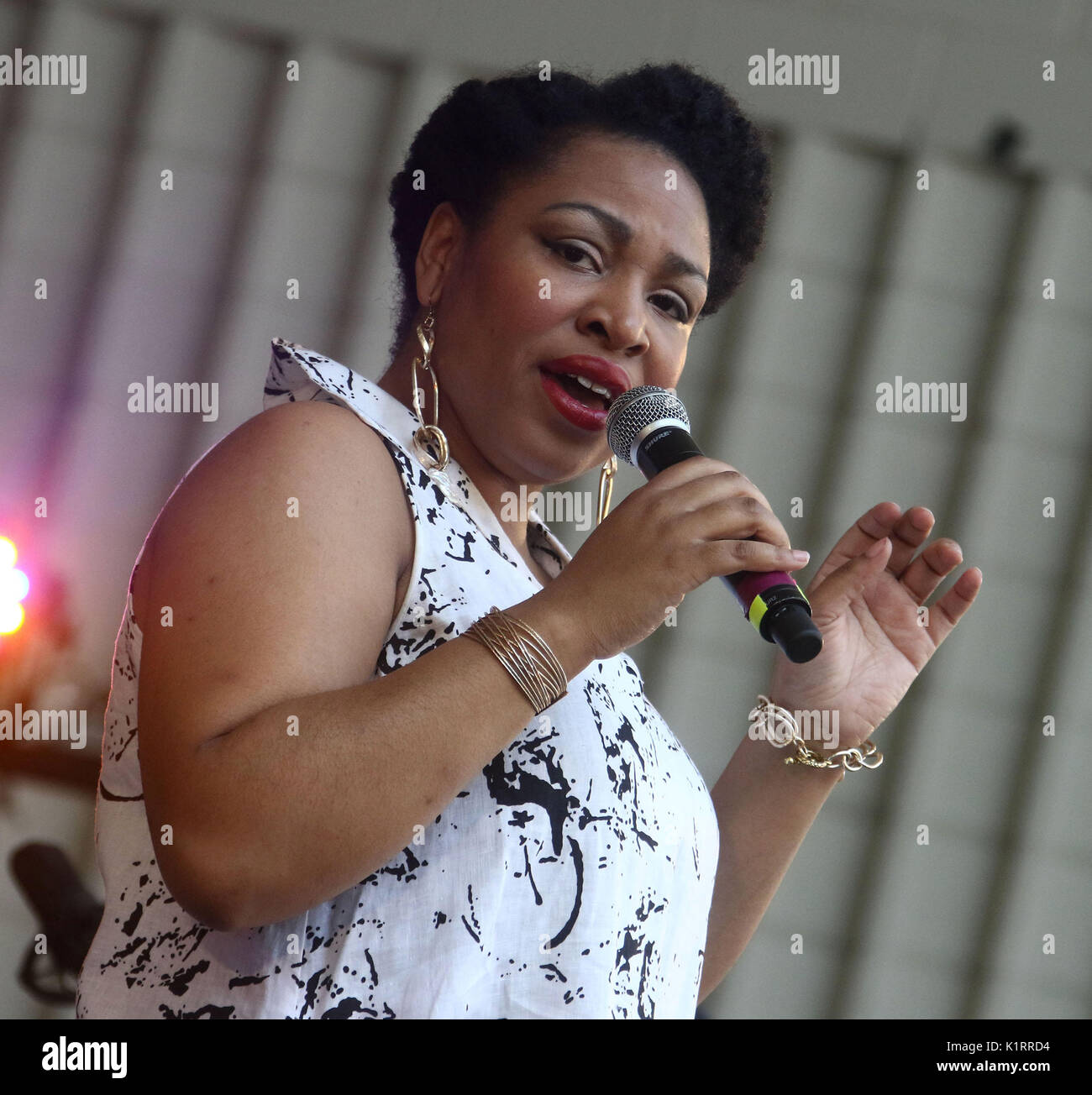New York, New York, USA. 26th Aug, 2017. Jazz singer CHARENEE WADE ...