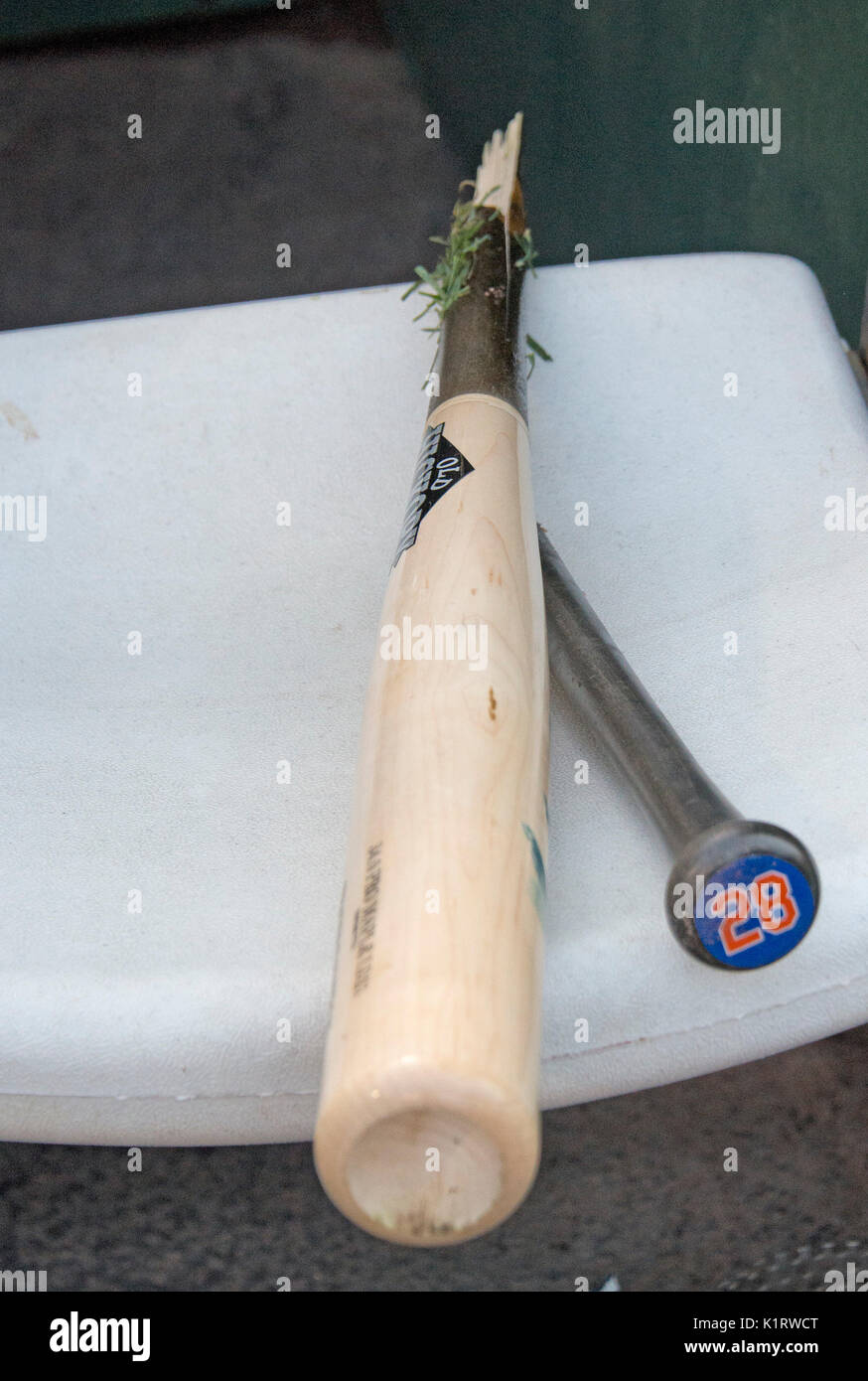 The second broken bat belonging to New York Mets right fielder Travis ...